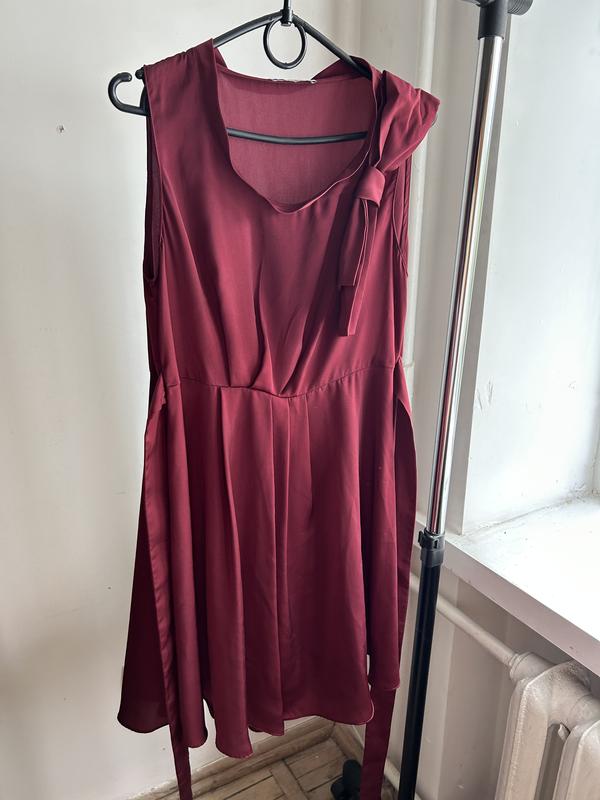 Коктельна сукня — ціна 100 грн у каталозі Сукні міді Купити жіночі речі