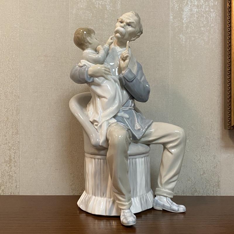 Фарфоровая статуэтка Lladro «дедушка — цена 7800 грн в каталоге Статуэтки Купить товары для