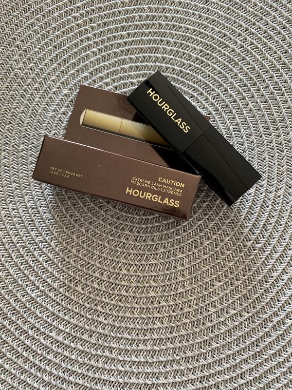 Тушь для ресниц hourglass caution, 3.5g — цена 340 грн в каталоге Тушь ...