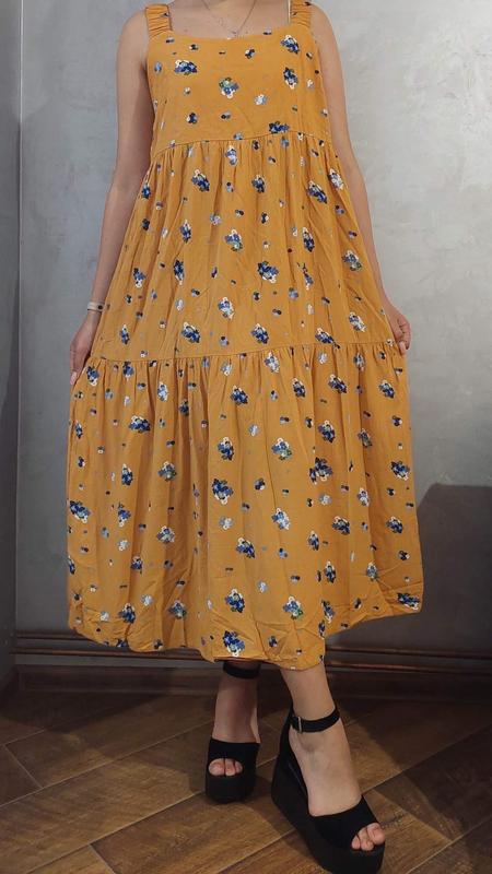 Плаття максі з квіточками — ціна 500 грн у каталозі Довгі сукні Купити жіночі речі за доступною