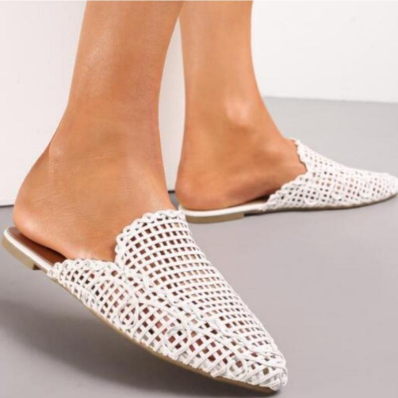 Стильні мюлі шльопанці — ціна 899 грн у каталозі Шльопанці Купити