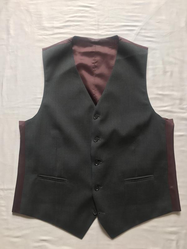 Жилетка шерсть — цена 350 грн в каталоге Жилетки Купить мужские вещи по доступной цене на Шафе