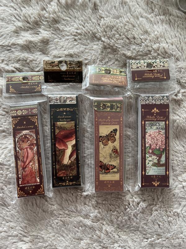 Набор винтажных наклеек 50 штук — ціна 140 грн у каталозі Кольоровий папір Купити товари для