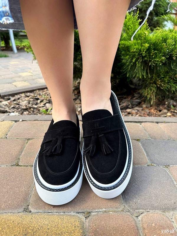 Слипоны с кисточкой — ціна 2000 грн у каталозі Сліпони Купити жіночі речі за доступною ціною на