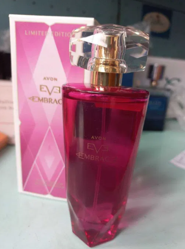 Парфумована вода eve embrace avon — цена 300 грн в каталоге ...