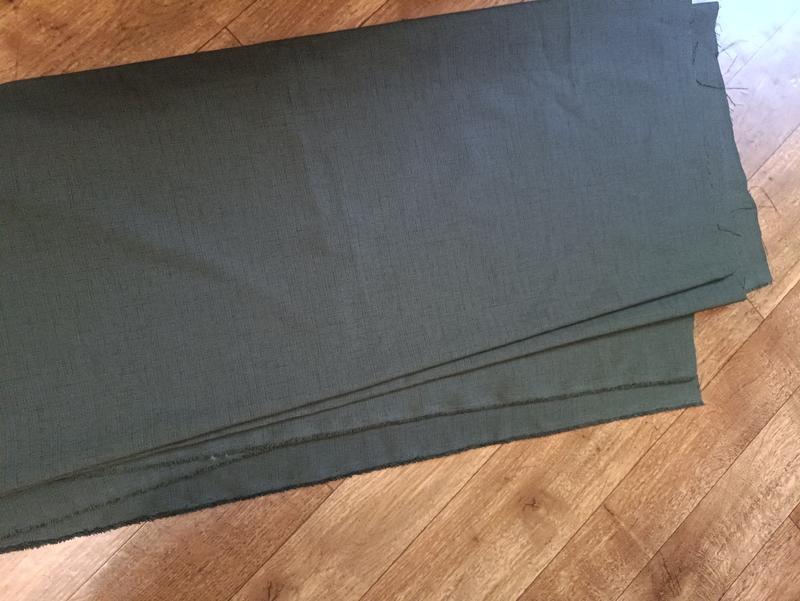 Відріз костюмної тканини — ціна 200 грн у каталозі Тканини Купити