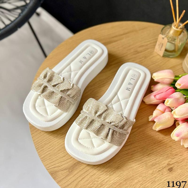 ‼️sale‼️шльопанці — ціна 460 грн у каталозі Шльопанці Купити жіночі речі за доступною ціною на