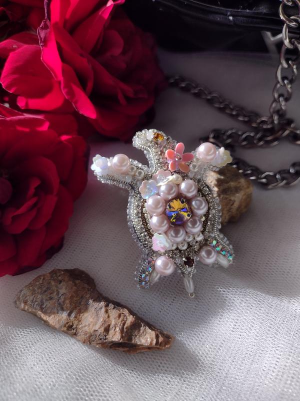 Брошка черепаха 🐢 — ціна 330 грн у каталозі Брошки Купити аксесуари за доступною ціною на Шафі