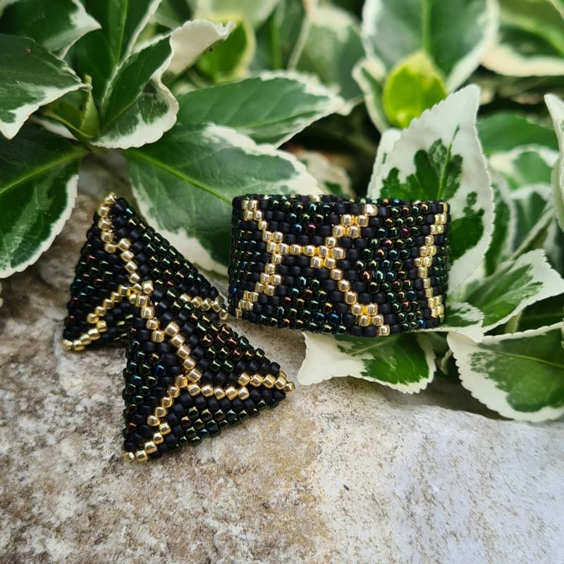 Комплект з японського ювелірного бісеру — ціна 600 грн у каталозі Інші