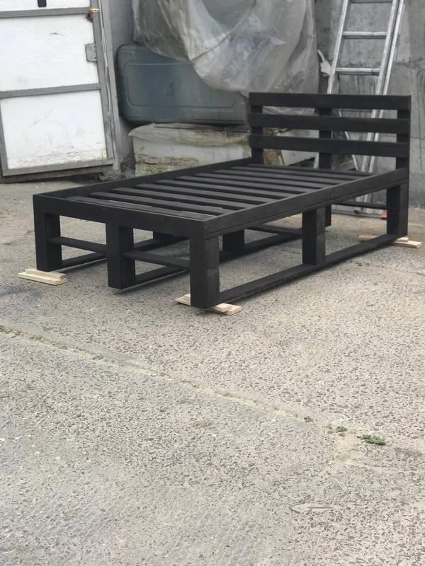 Кровать деревянная — цена 4600 грн в каталоге Кровати Купить товары для дома и быта по доступной