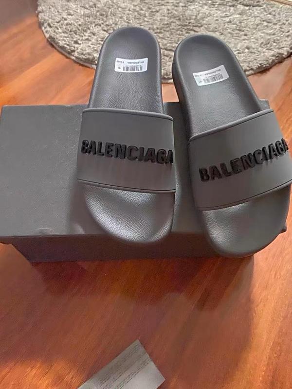 Шлепанцы balenciaga — цена 2400 грн в каталоге Шлепанцы Купить женские ...