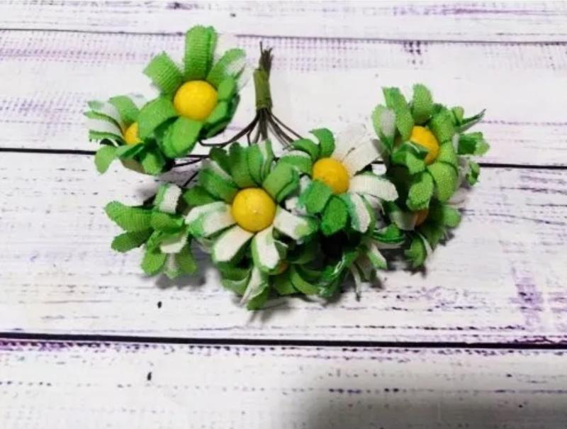 Ромашки паперові — ціна 12 грн у каталозі Штучні квіти Купити товари для дому та побуту за