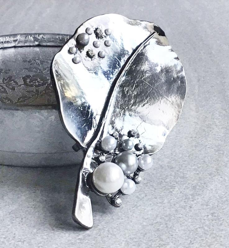 Нова красива брошка кулон — ціна 175 грн у каталозі Брошки Купити аксесуари за доступною ціною