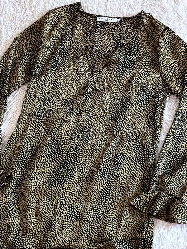 Атласное платье by clara paris в горошек — цена 300 грн в каталоге ...