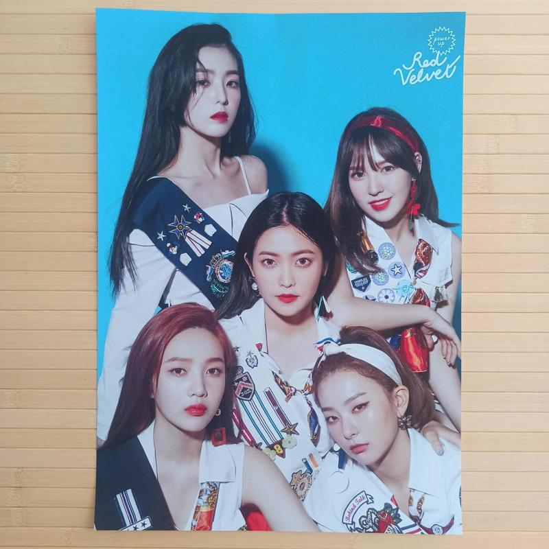 Постер ред вельвет Red Velvet — ціна 60 грн у каталозі Календарі Купити товари для дому та