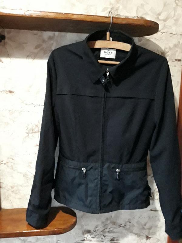 Легкая курточка — ціна 300 грн у каталозі Куртки Купити жіночі речі за доступною ціною на Шафі