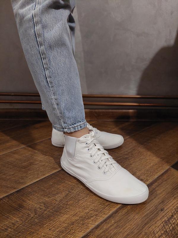 Білі кеди — ціна 200 грн у каталозі Кеди Купити жіночі речі за доступною ціною на Шафі Україна