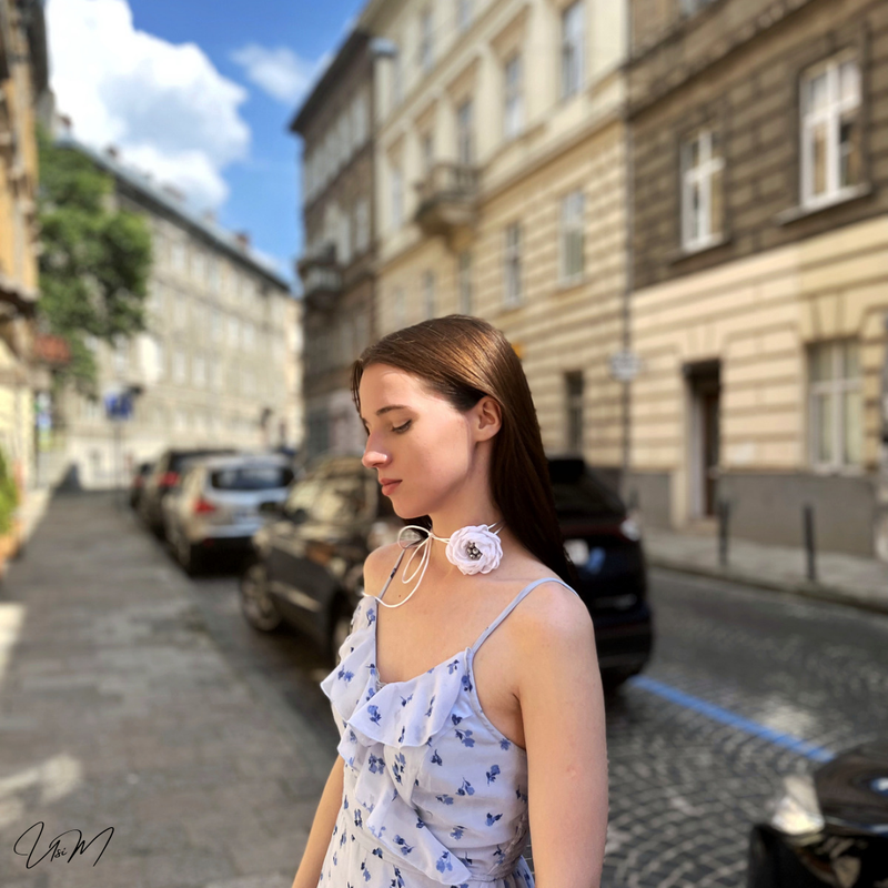 Подвеска с цветком чокер — цена 350 грн в каталоге Чокеры Купить аксессуары по доступной цене