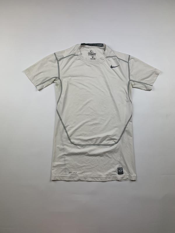 Компрессионная футболка nike pro combat — цена 249 грн в каталоге ...
