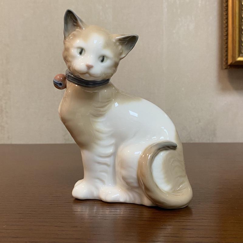 Фарфоровая статуэтка Nao By Lladro «нарядная — цена 1500 грн в каталоге Статуэтки Купить