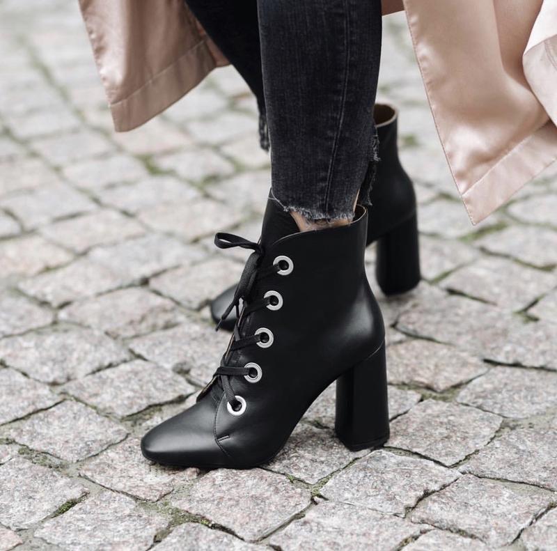 Ботильйони бренду Kachorovska — ціна 1300 грн у каталозі Черевики Купити жіночі речі за