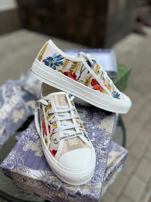 Кеди Dior — ціна 5000 грн у каталозі Кеди Купити жіночі речі за доступною ціною на Шафі