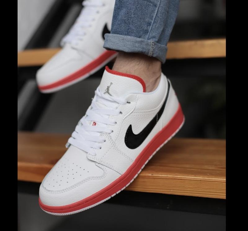 Чоловічі кросівки nike air jordan 1 low найк аір джордан низькі — ціна ...