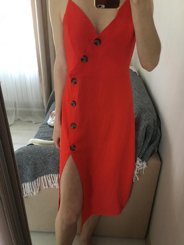 Новое платье сарафан на бретелях с разрезом — цена 299 грн в каталоге Сарафаны Купить женские