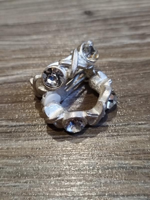 Шикарні жіночі кліпси — ціна 450 грн у каталозі Шарми Купити аксесуари за доступною ціною на