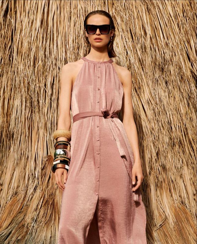 Платье Zara — ціна 210 грн у каталозі Сукні міді Купити жіночі речі за доступною ціною на Шафі