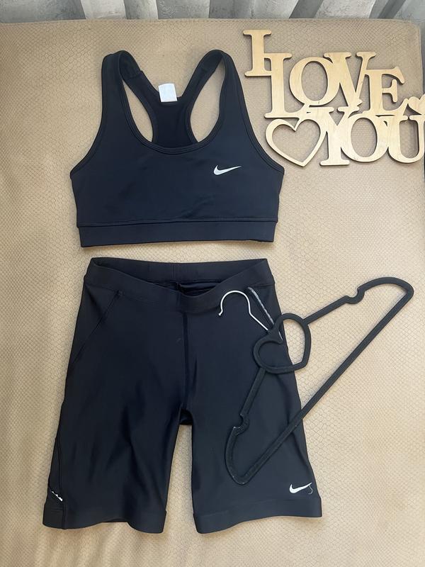 Набір Nike — ціна 750 грн у каталозі Шорти Купити жіночі речі за доступною ціною на Шафі