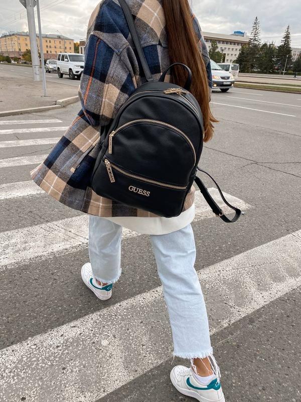 Рюкзак guess manhattan черный — цена 2699 грн в каталоге Рюкзаки Купить ...