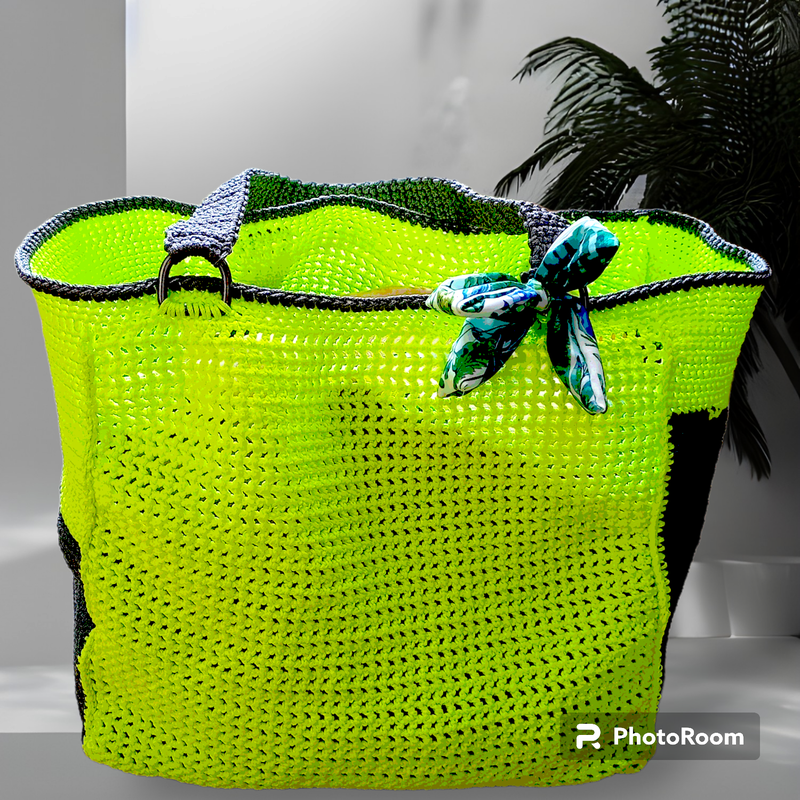 Величезна сумка — ціна 1100 грн у каталозі Пляжні сумки Купити аксесуари за доступною ціною на