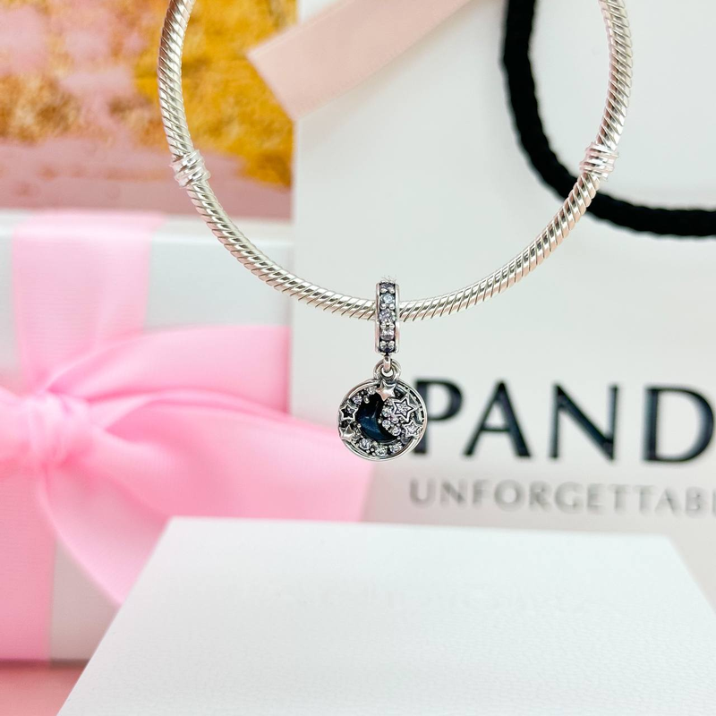 Срібний шарм підвіска місяць зірки пандора Pandora — ціна 970 грн у каталозі Шарми Купити
