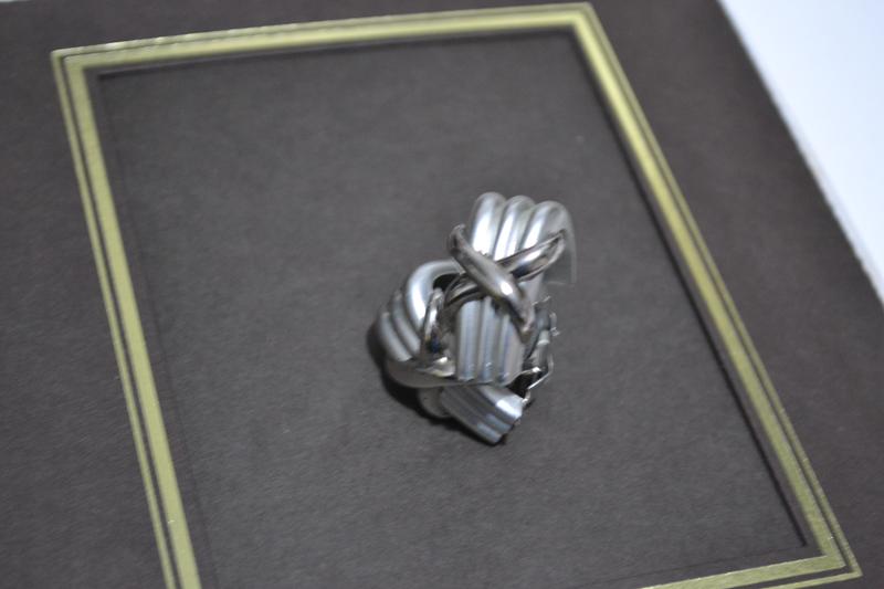 Кліпси — ціна 140 грн у каталозі Шарми Купити аксесуари за доступною ціною на Шафі Україна