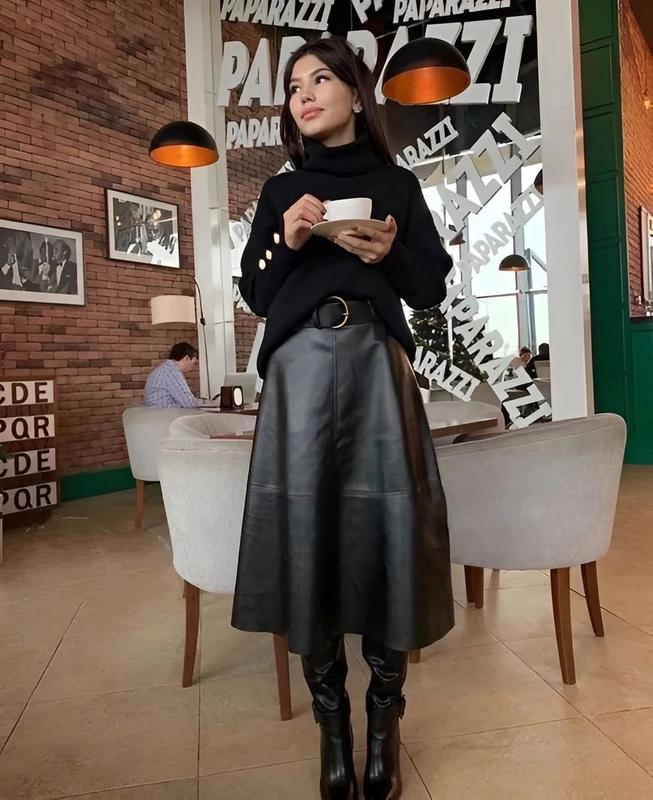 Шкіряна спідниця — ціна 690 грн у каталозі Міді спідниці Купити жіночі речі за доступною ціною