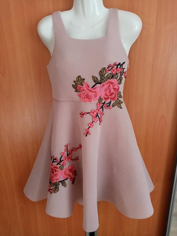 Шикарна святкова сукня — ціна 760 грн у каталозі Весільні сукні Купити жіночі речі за доступною