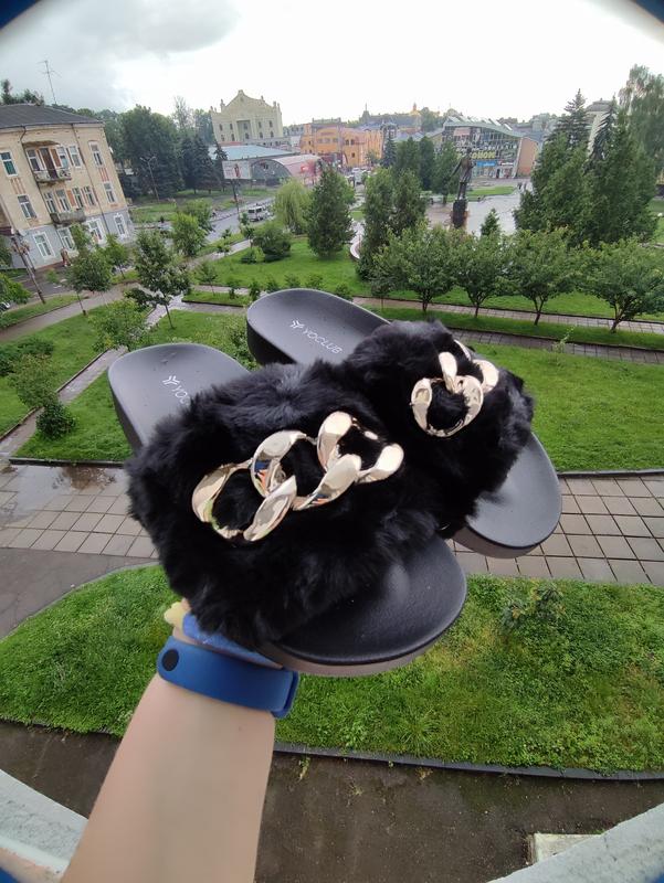 Тапочки з хутром — ціна 425 грн у каталозі Шльопанці Купити жіночі речі за доступною ціною на