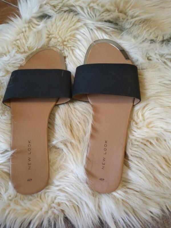 Шльопанці — ціна 170 грн у каталозі Шльопанці Купити жіночі речі за доступною ціною на Шафі