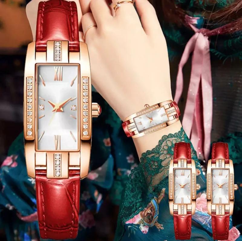 Невеличкий годинник жіночого розміру — ціна 230 грн у каталозі Годинники Купити аксесуари за