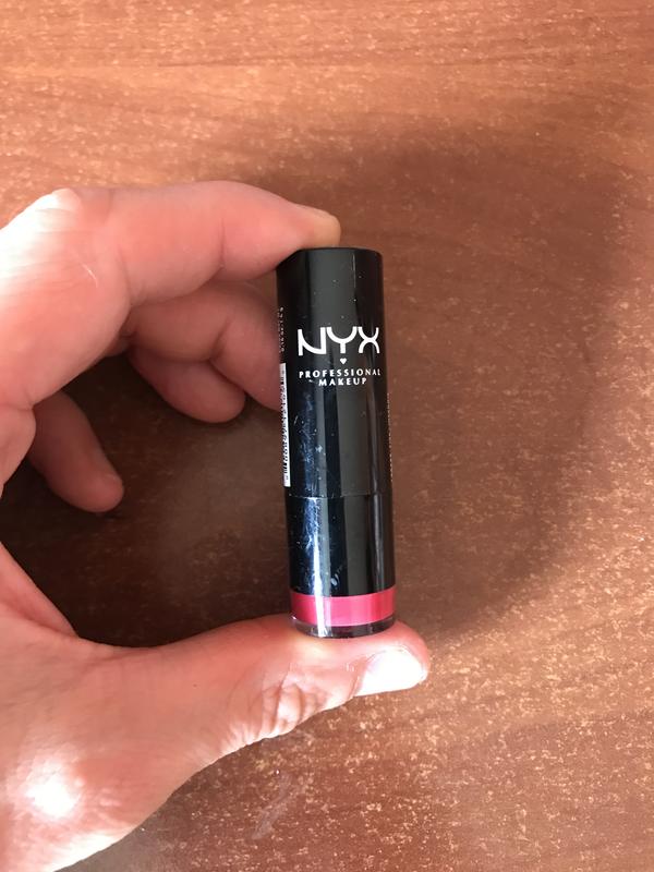 Губная помада nyx extra creamy round lipstick 4 г №599 (fire) — цена ...