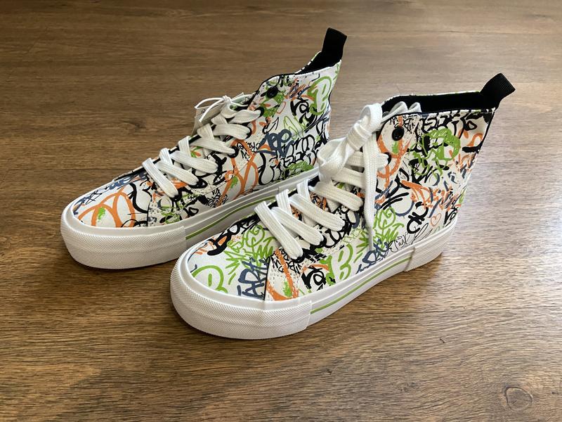 Кеди — ціна 250 грн у каталозі Кеди Купити жіночі речі за доступною ціною на Шафі Україна