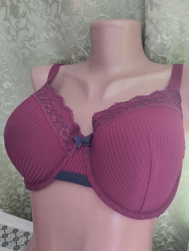 Бюстгальтер — ціна 280 грн у каталозі Бюстгальтери Купити жіночі речі за доступною ціною на Шафі