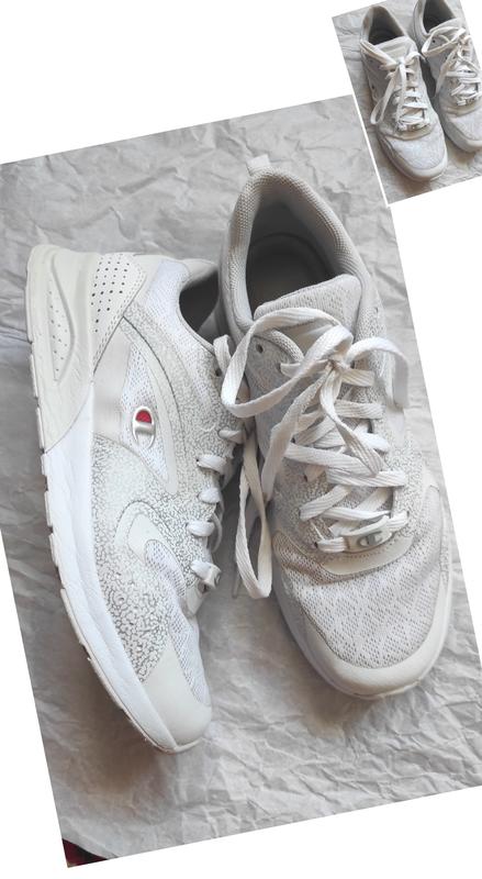 Білі кросівки — ціна 380 грн у каталозі Кросівки Купити жіночі речі за доступною ціною на Шафі