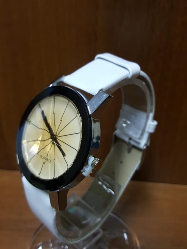 Оригінальні годинник — ціна 160 грн у каталозі Годинники Купити аксесуари за доступною ціною на