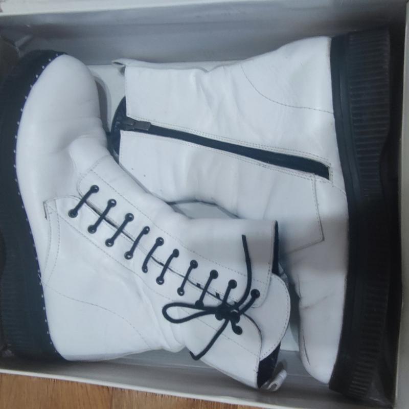 Кожані білі напівчобітки натуральна овчина — ціна 699 грн у каталозі Чоботи Купити жіночі речі