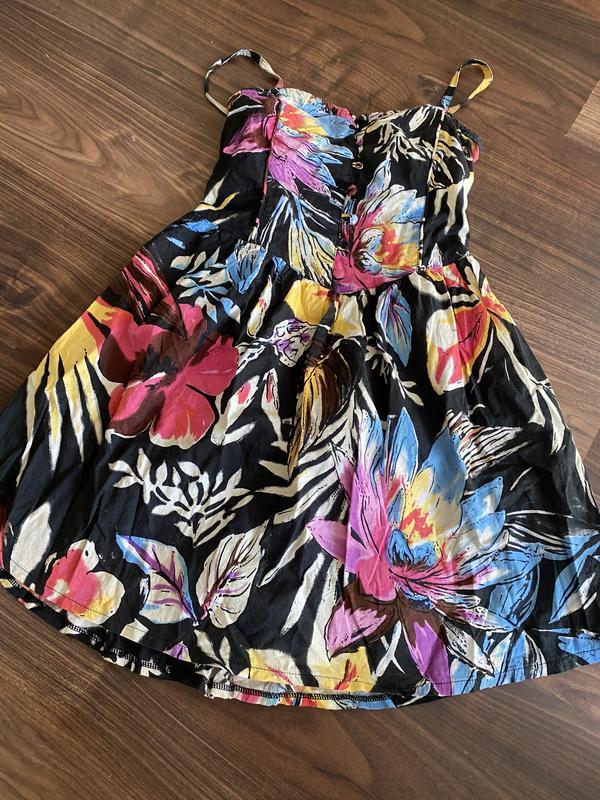 Платье — цена 30 грн в каталоге Короткие платья Купить женские вещи по доступной цене на Шафе