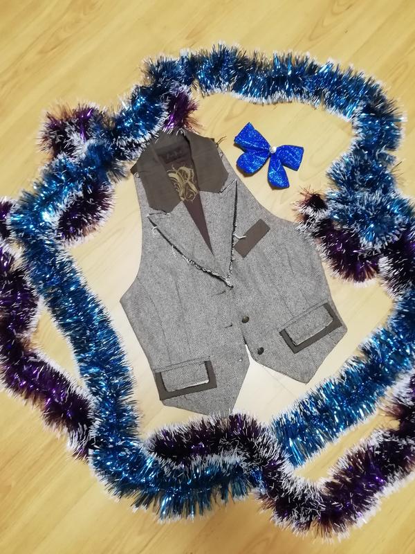 Жилетка — ціна 110 грн у каталозі Жилети Купити жіночі речі за доступною ціною на Шафі Україна