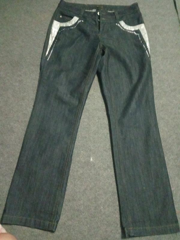 Джинси в ідеалі — ціна 0 грн у каталозі Джинси Купити жіночі речі за доступною ціною на Шафі