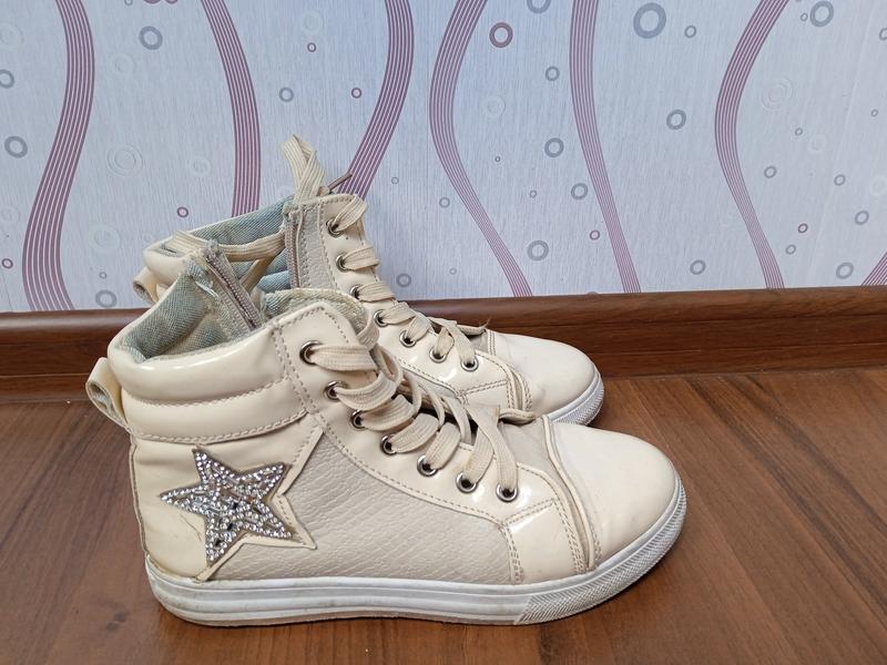 Кеды — ціна 100 грн у каталозі Кеди Купити жіночі речі за доступною ціною на Шафі Україна